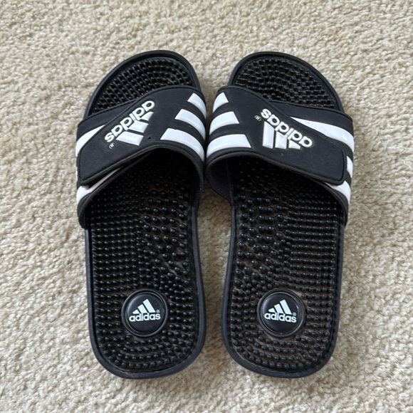 adidas | Shoes | Adidas Slide Sandals Size 6 Bumpy Footbed Insole ...